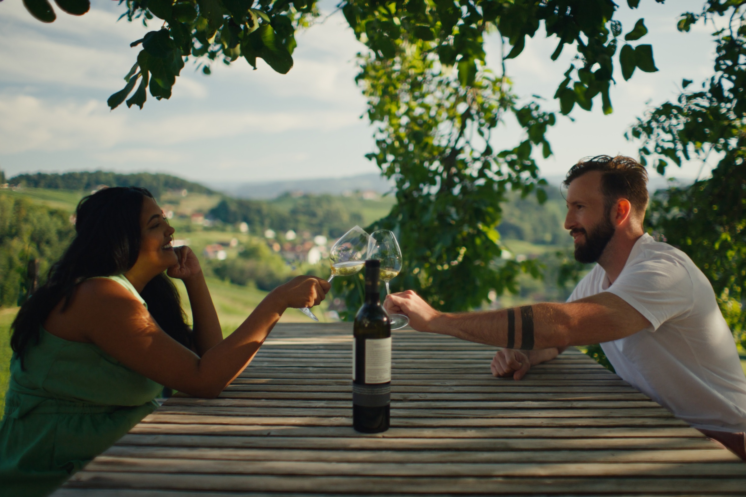 Serial Maven acquires global rights to 50,000 First Dates doc » Playback